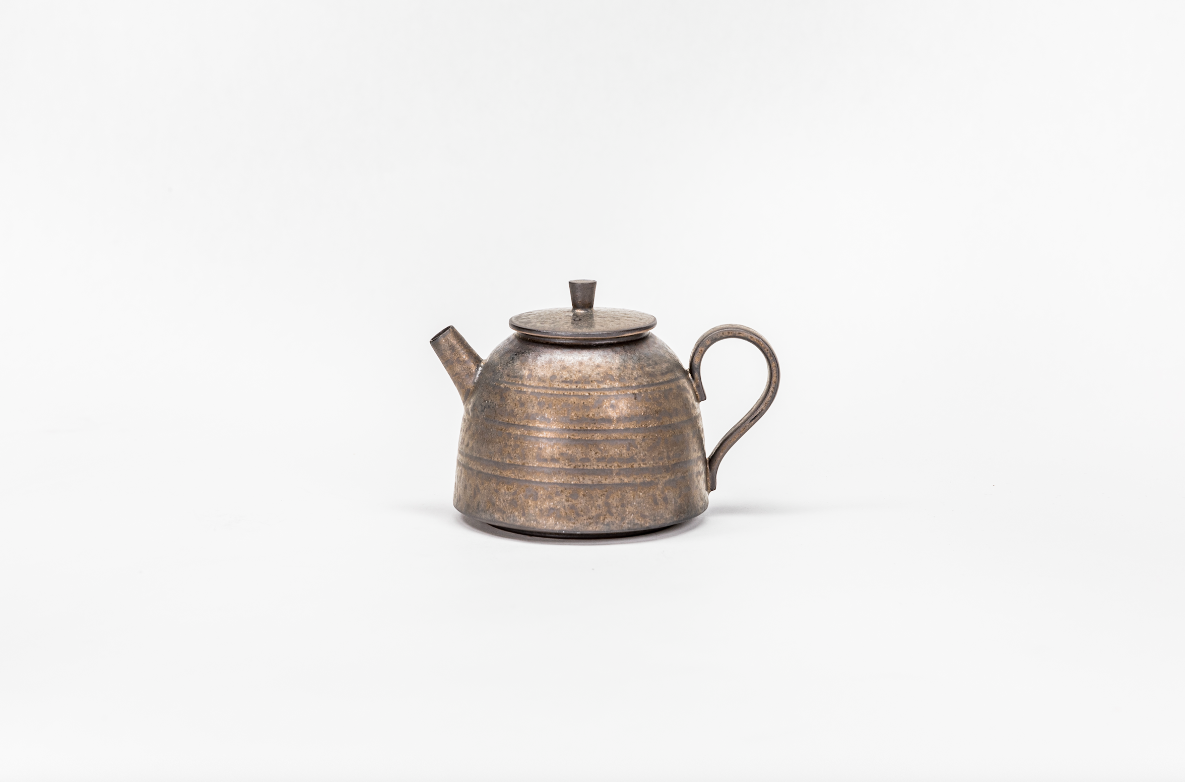 Gilded and Silvered Tea Sets: Oriental Elegance in the Flow of Light a ...